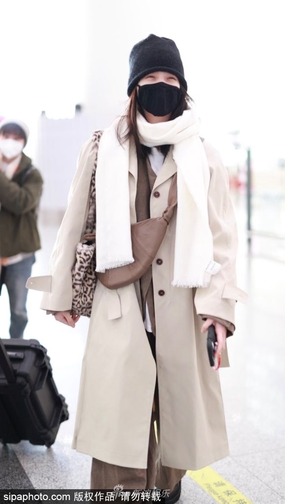 新華社,三宮つばき(三宮椿)ADN-388!不起眼的OL在上班時間被課長開_時事新聞_大衆網